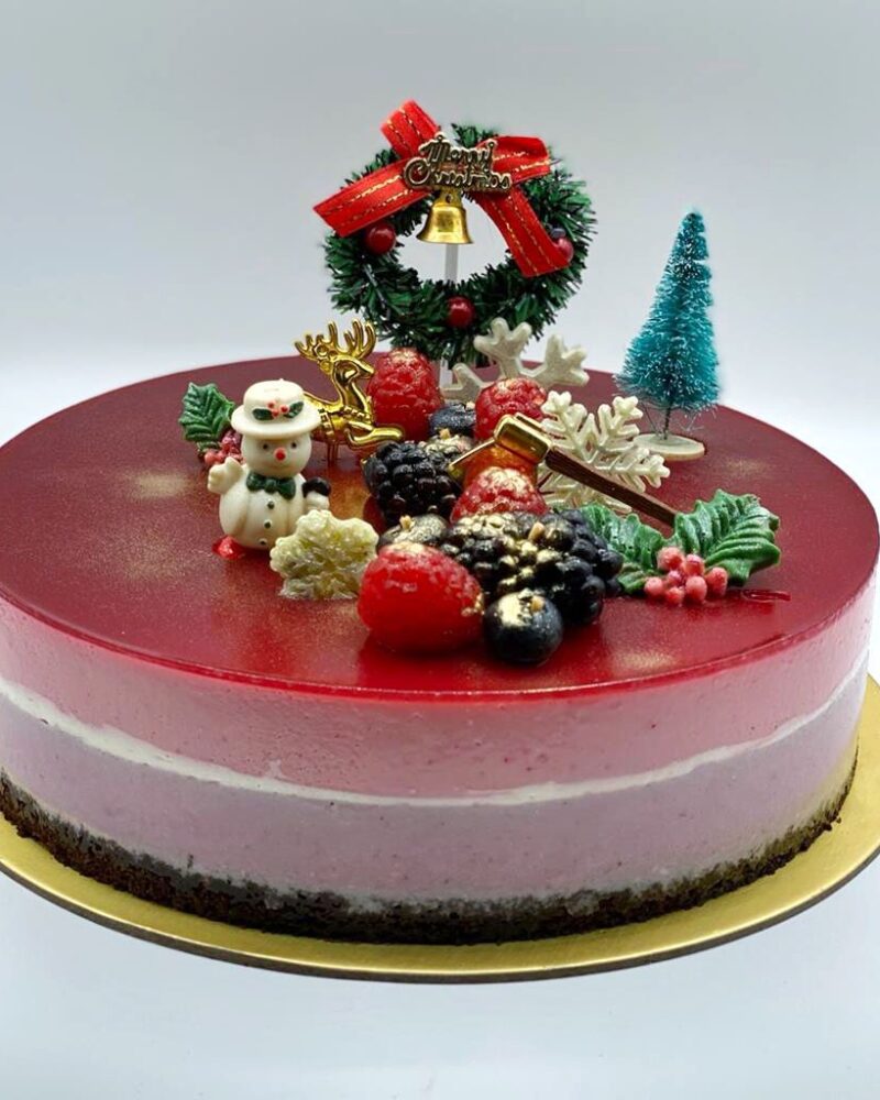 Raspberry Lychee Rose Gateau - Opera Haus